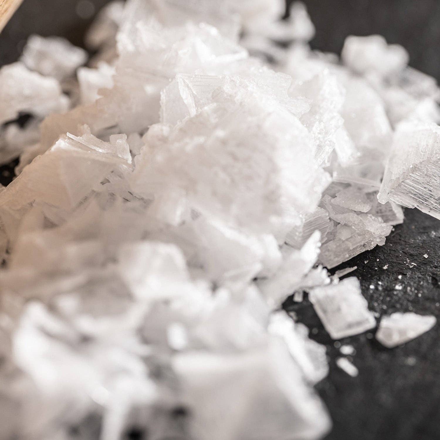 Natūralios jūros druskos dribsniai, 75 g | Thalassa